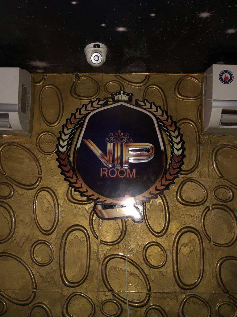 VIP Room Benin - Logo Design & Branding - Retenvo